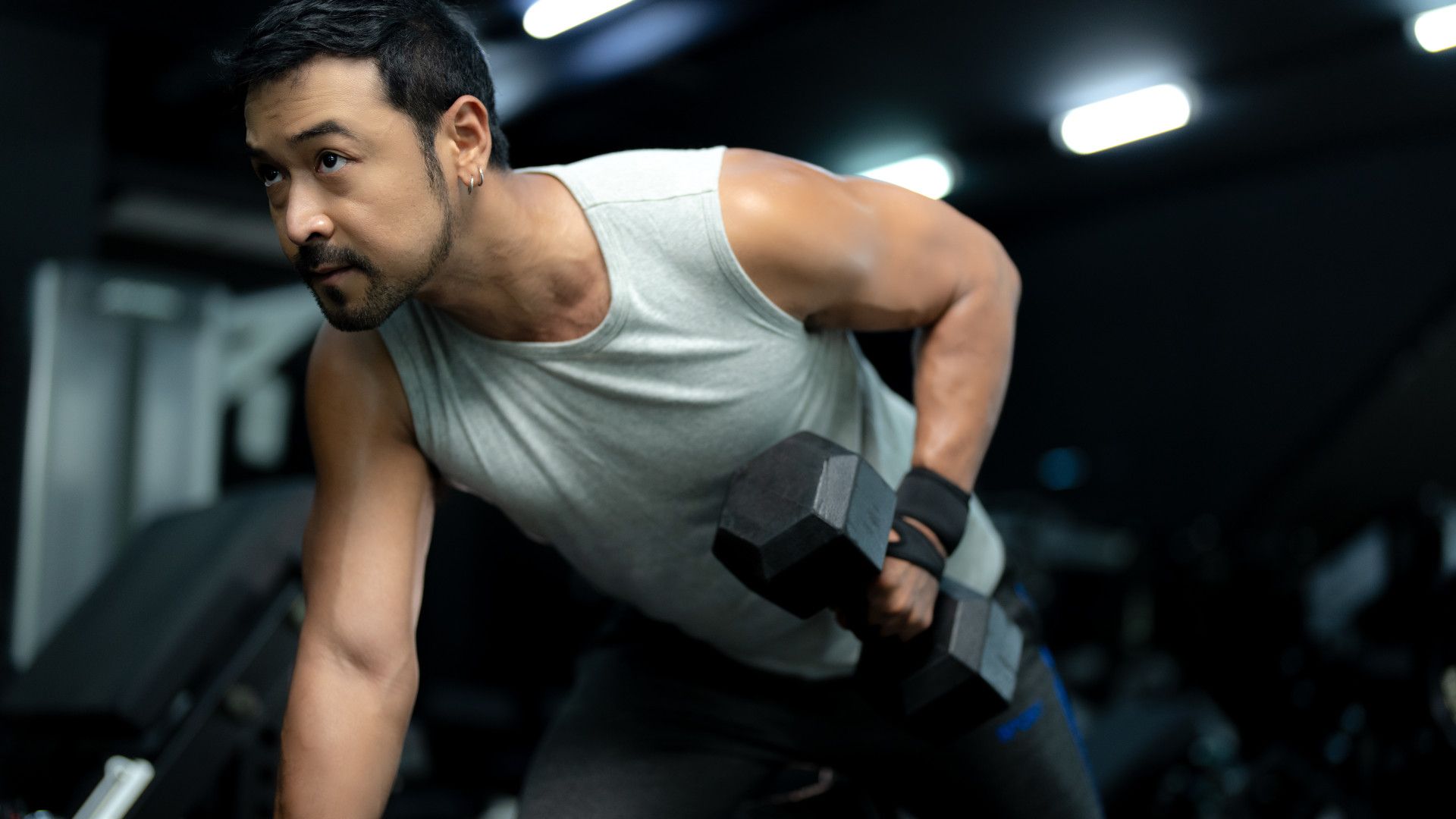 Arnold Schwarzenegger’s quick hit dumbbell workout delivers serious ...