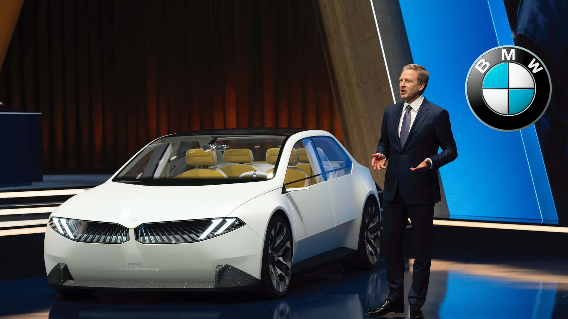 BMW Says EV Mandates Are A 'Dead End Street'