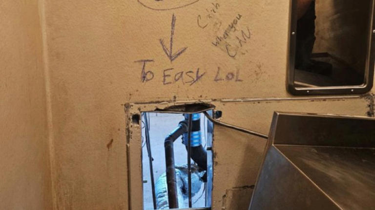 7 of 10 New Orleans inmates still at large: What to know