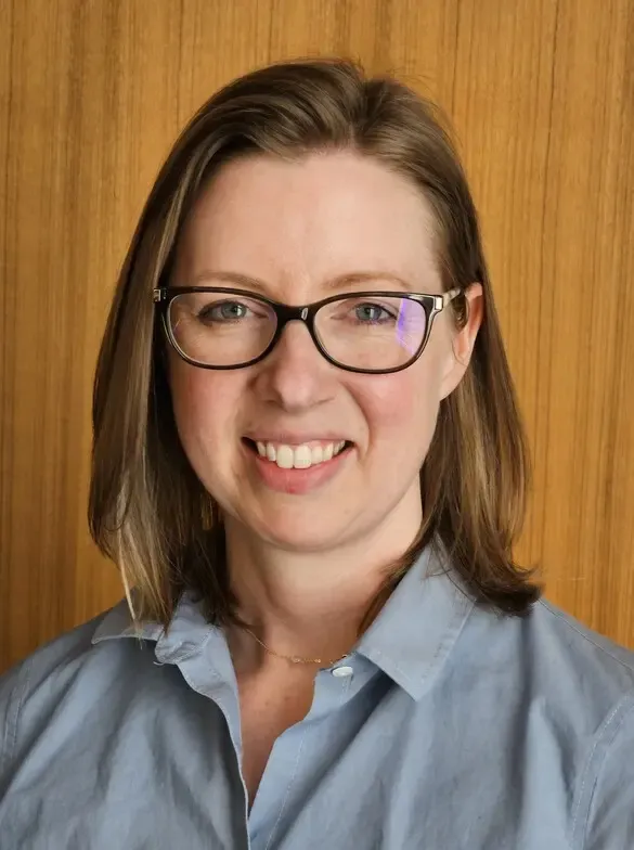 Gov. Kim Reynolds appoints Sarah Martz to serve as Iowa Utilities ...