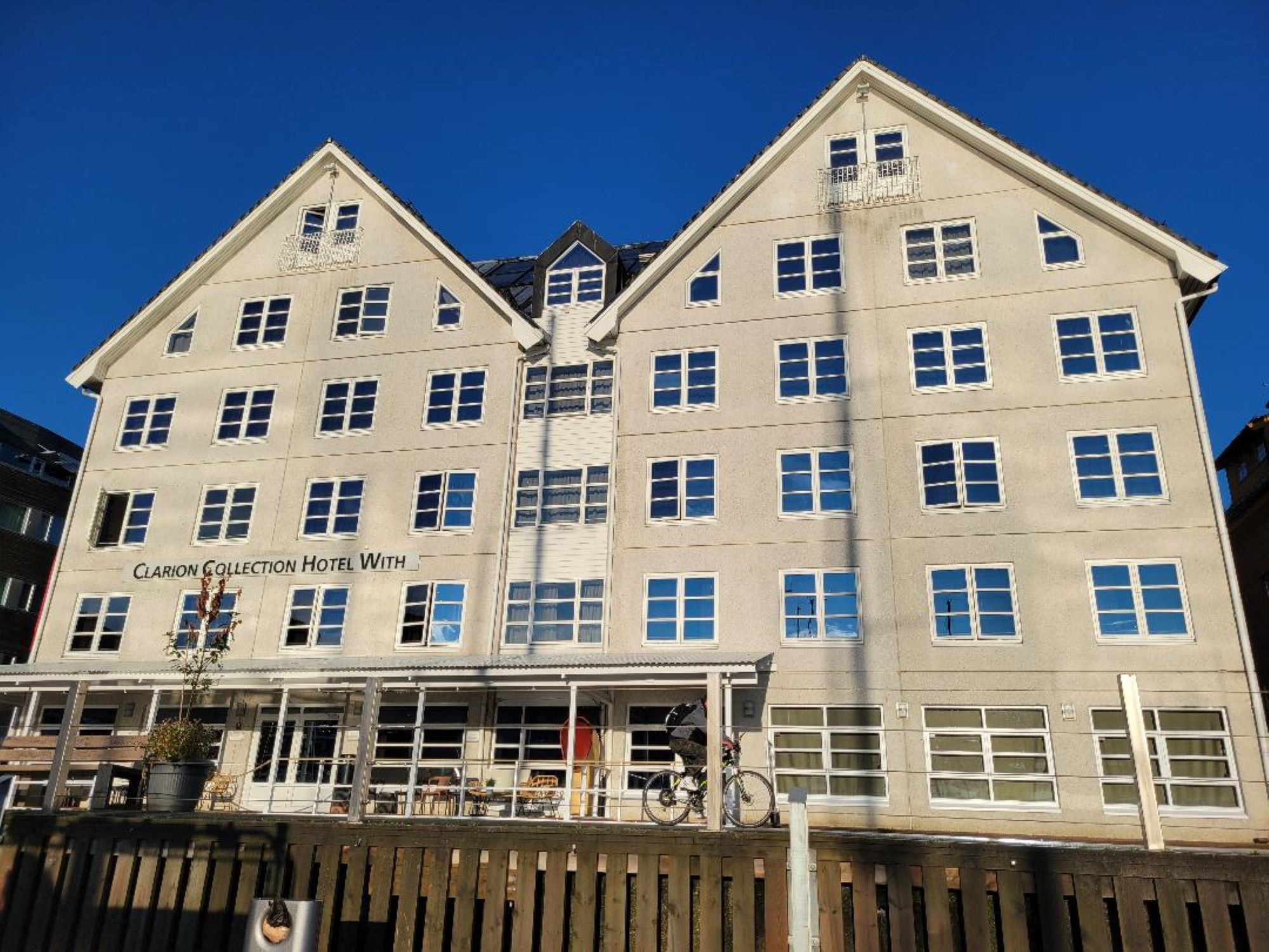 Earn triple points with Choice Privileges through March 31