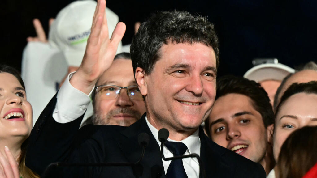 Rumania: Nicusor Dan sorprende al vencer al prorruso George Simion en ...