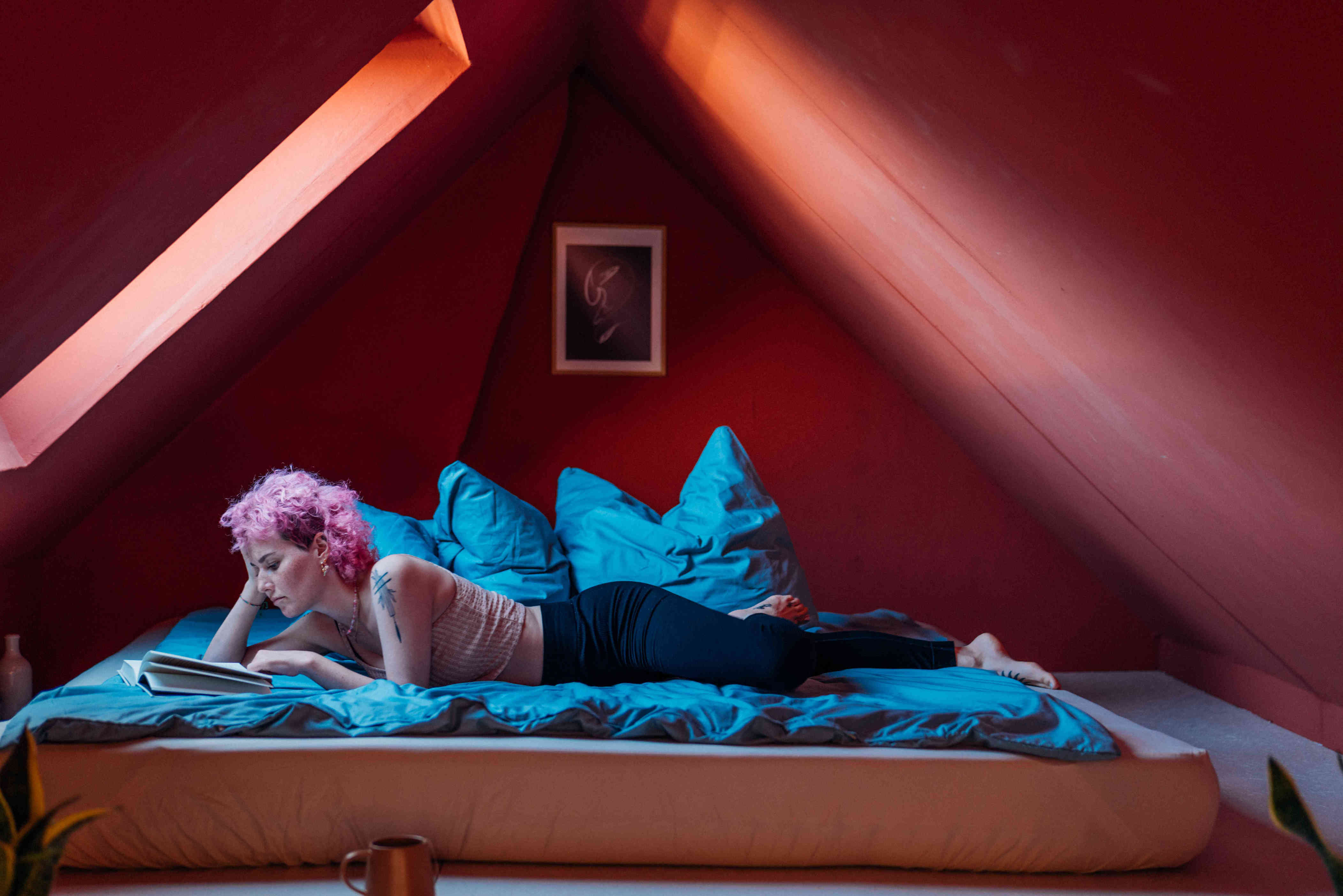 I Cut Out Social Media After 8 PM for a Week—Here’s How It Affected My ...