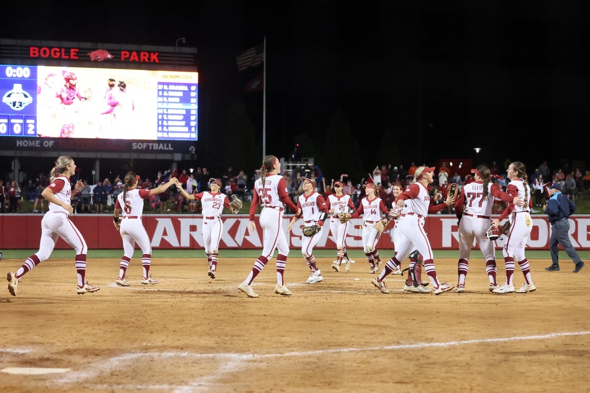 Arkansas Lady Razorbacks top NCAA Softball Tournament moments, so far