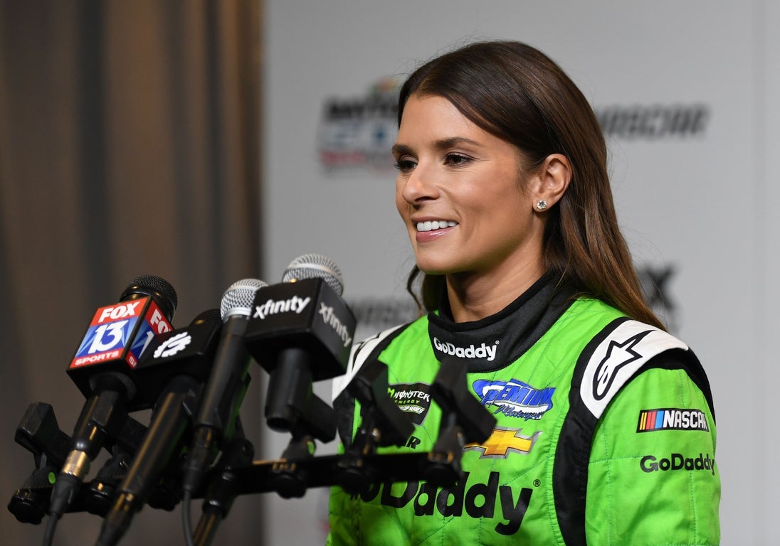 SI Swim athlete legends: Kate Upton, Lindsey Vonn, Danica Patrick stun ...
