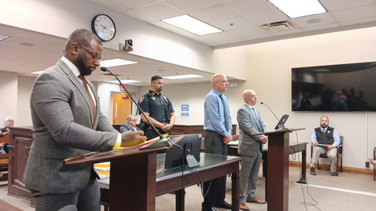 Two more Marcy COs turn down plea deal in Robert Brooks case, will ...