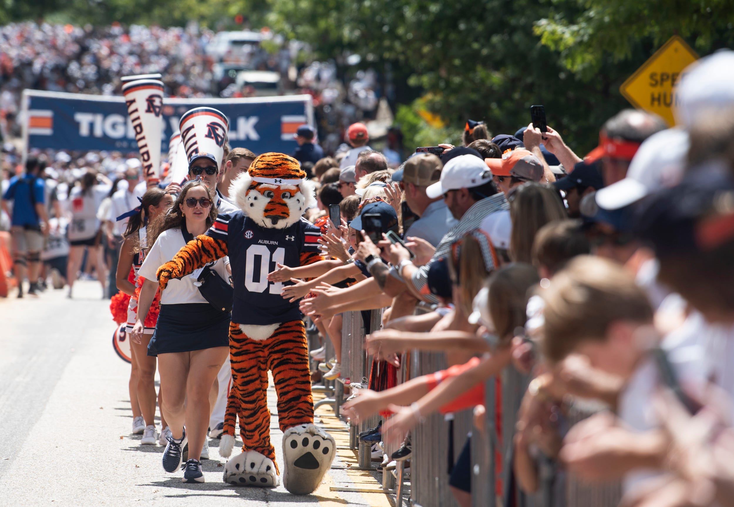 Auburn football DL Malik Autry among top-rated freshmen in College ...