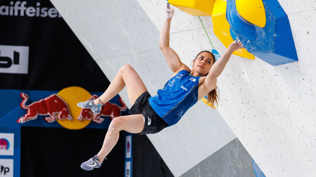 Women's bouldering goes to the wire after unstoppable Anraku dominates ...