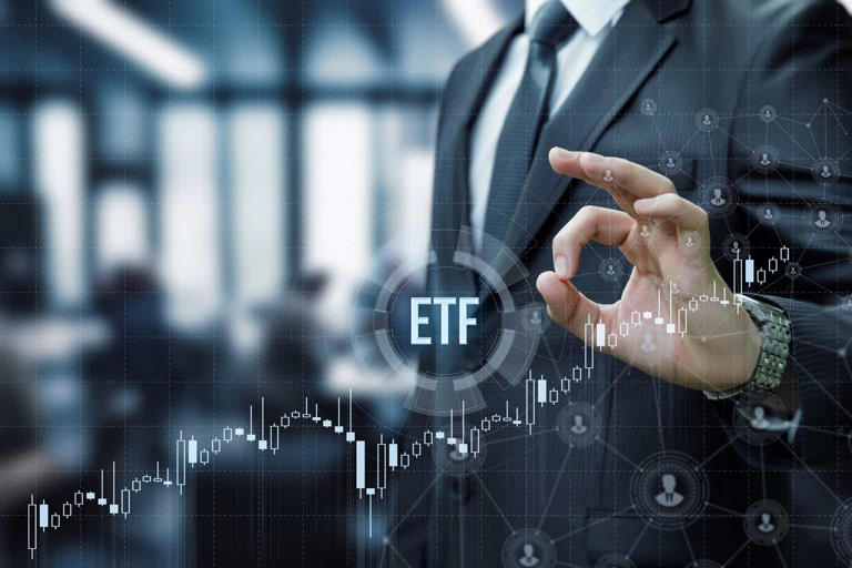 Weekly ETF flows: Six out of 11 sectors record outflows; bitcoin sees inflow for fourth ...