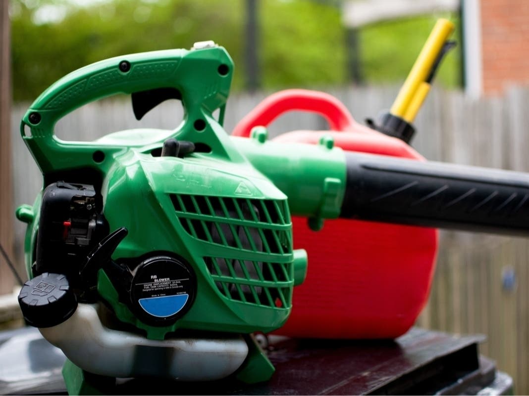 Gas-Powered Leaf Blowers To Be Phased Out With Approval In Alexandria