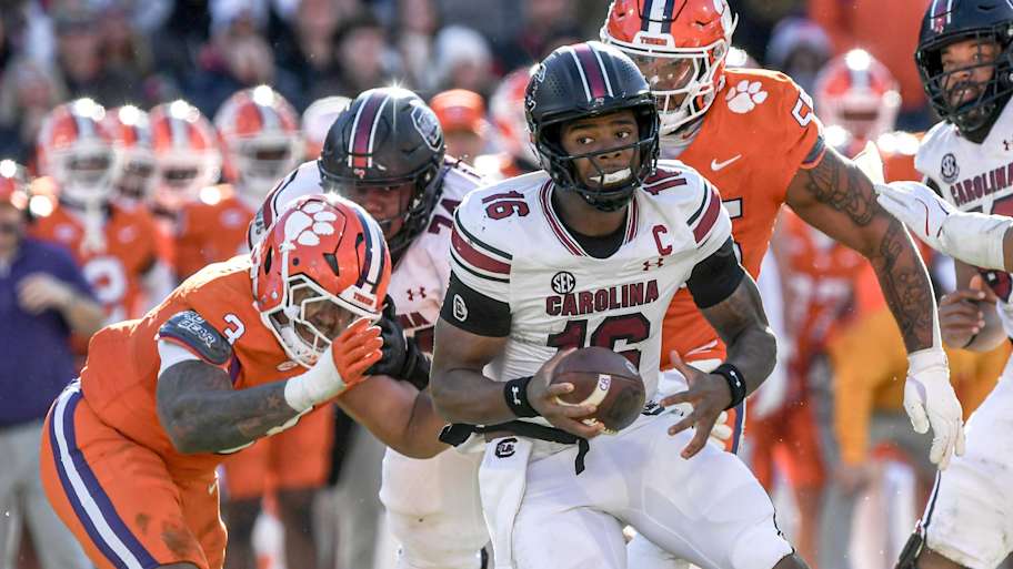 South Carolina vs Clemson One of the Most "Unbalanced" Rivalries in ...