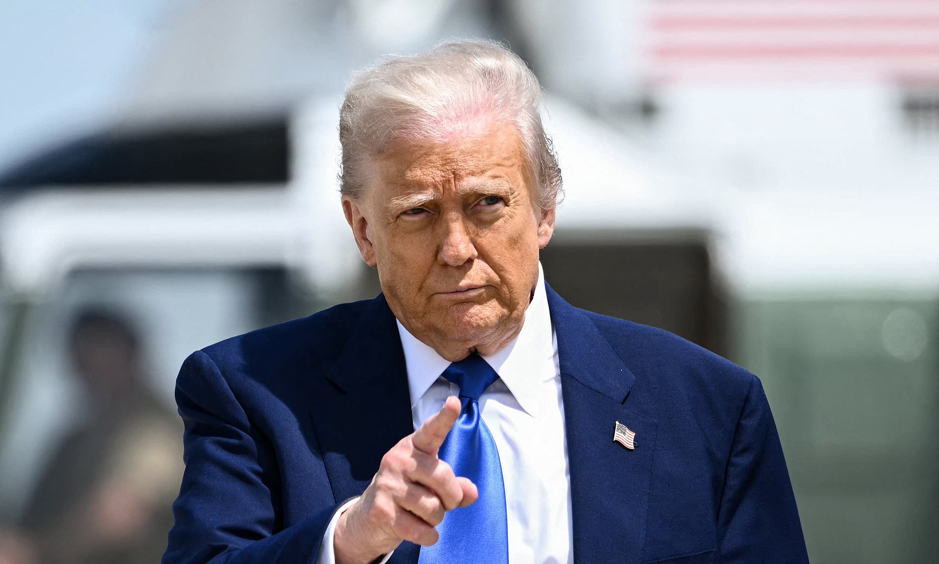 Supreme Court gives Trump green light to deport 350,000 Venezuelans