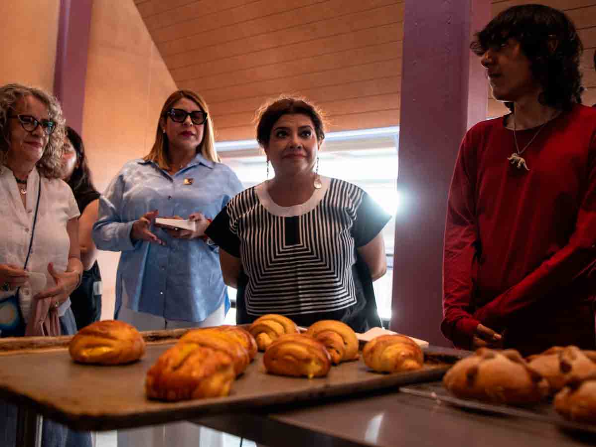 Clara Brugada lanza programa para alejar a jóvenes de la violencia y brindarles un proyecto de vida