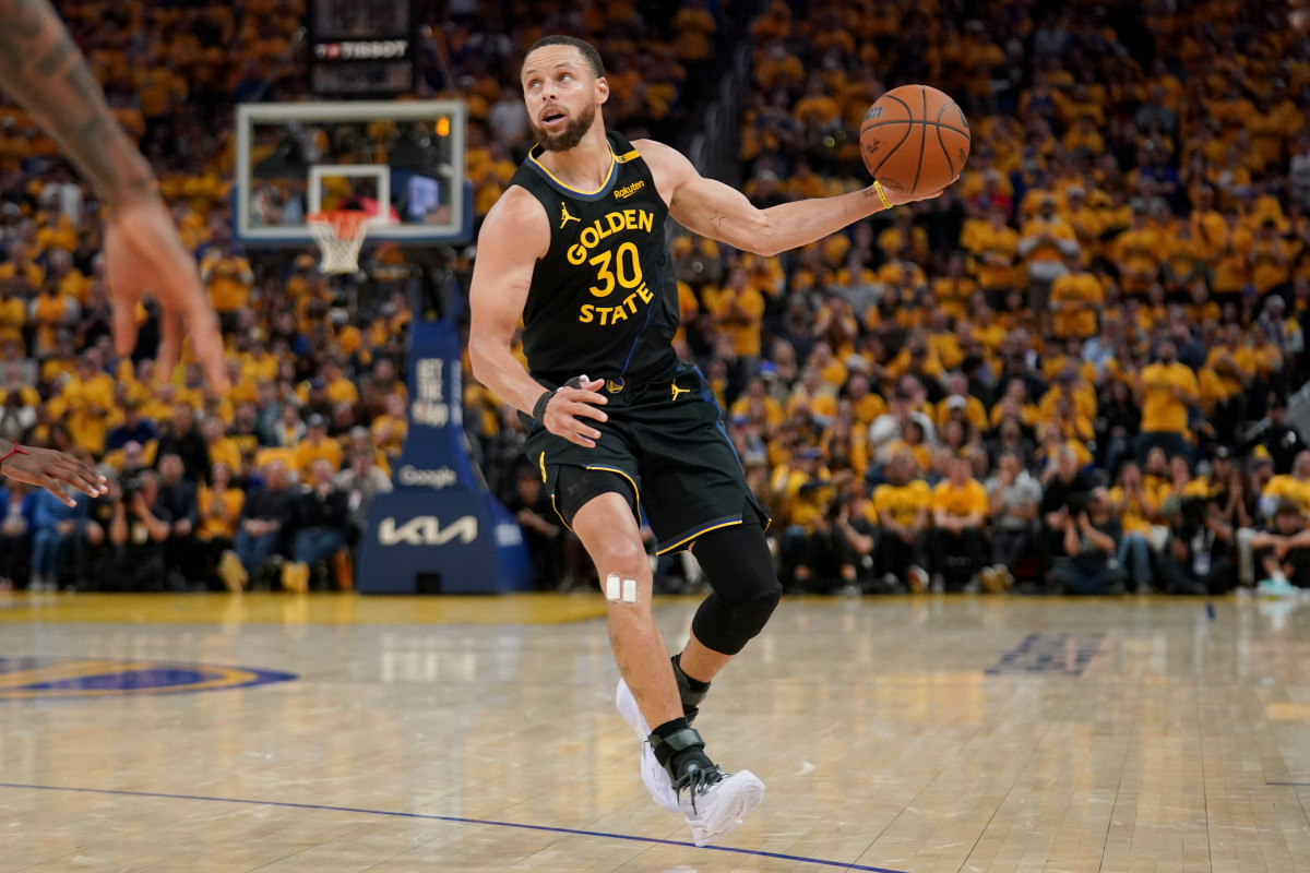 Golden State Warriors Land NBA Champion, Gold Medalist in Mock Trade