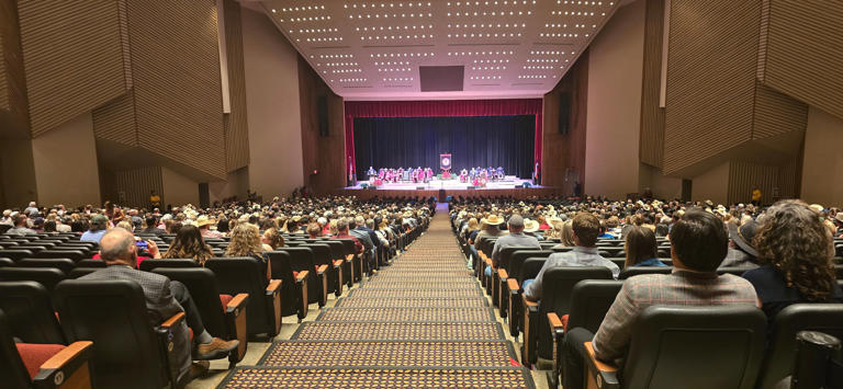Texas Tech celebrates historic first veterinary school graduation