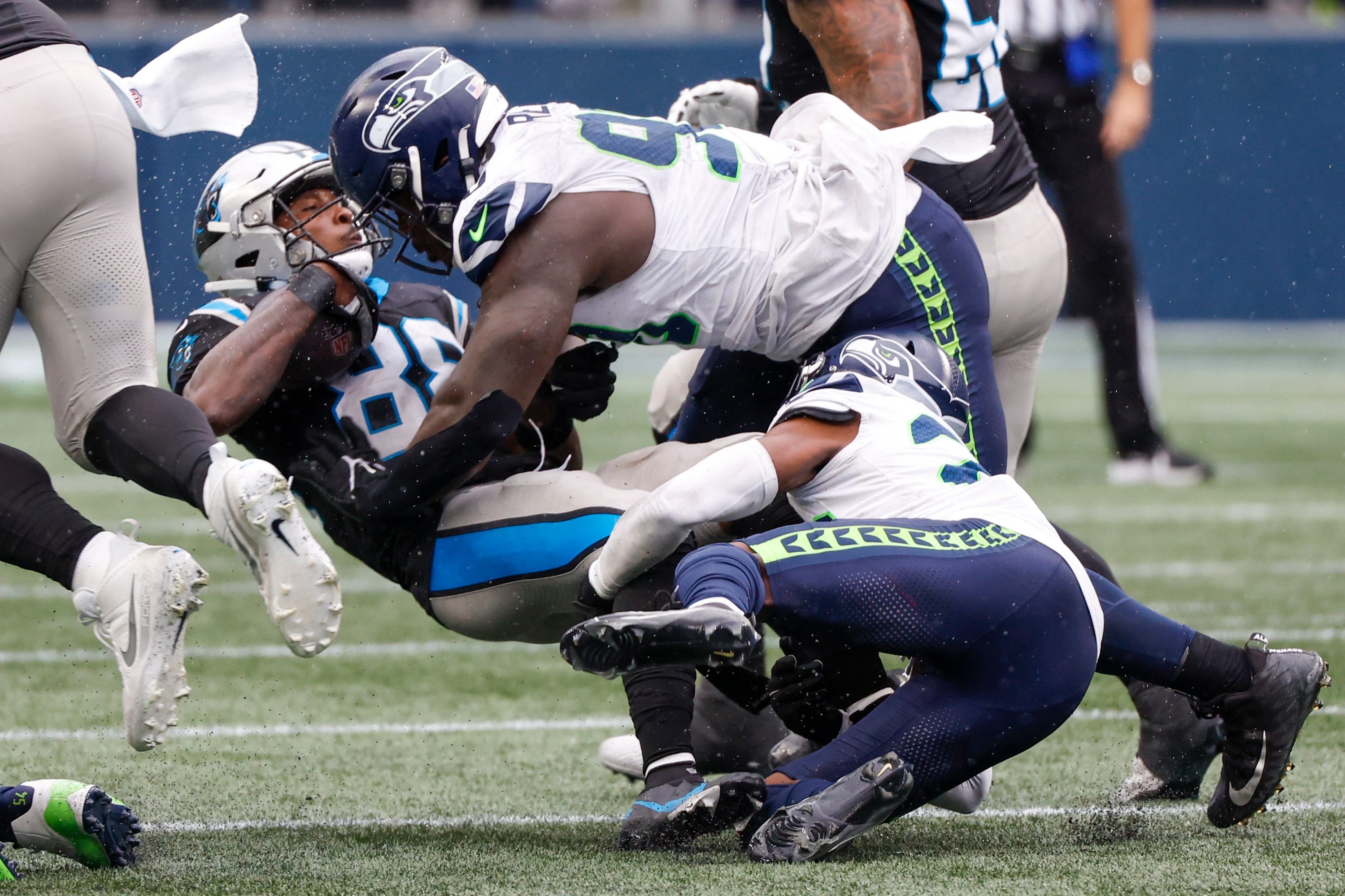 Seahawks DT Jarran Reed downgraded to OUT vs Cardinals in Week 10