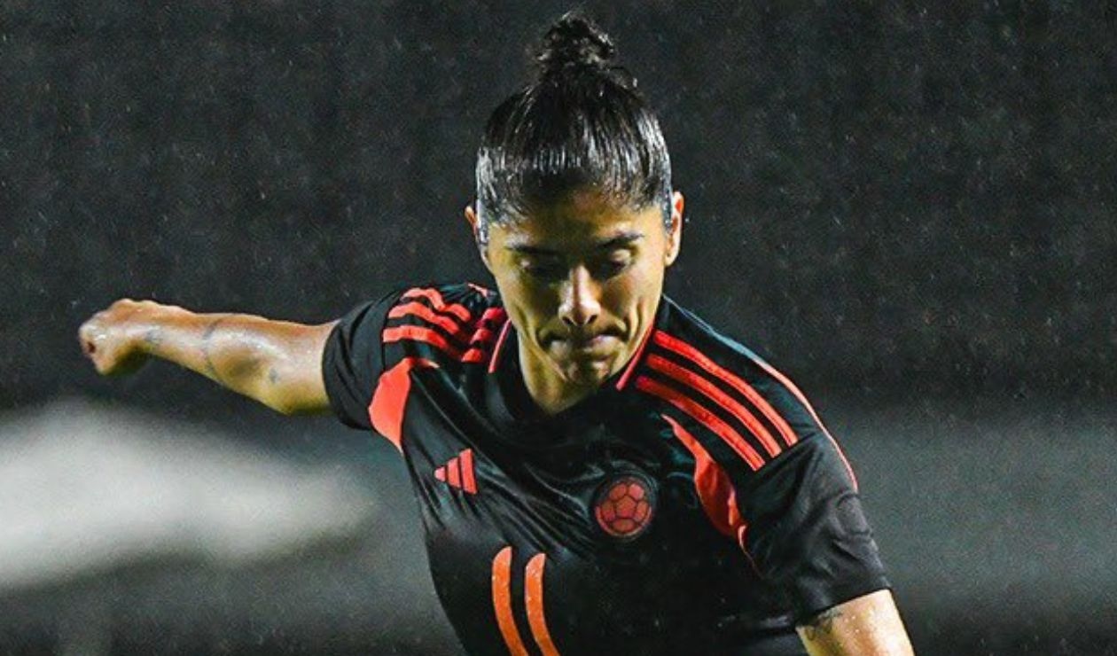 Catalina Usme podría regresar a Colombia: posó con camisa de importante ...
