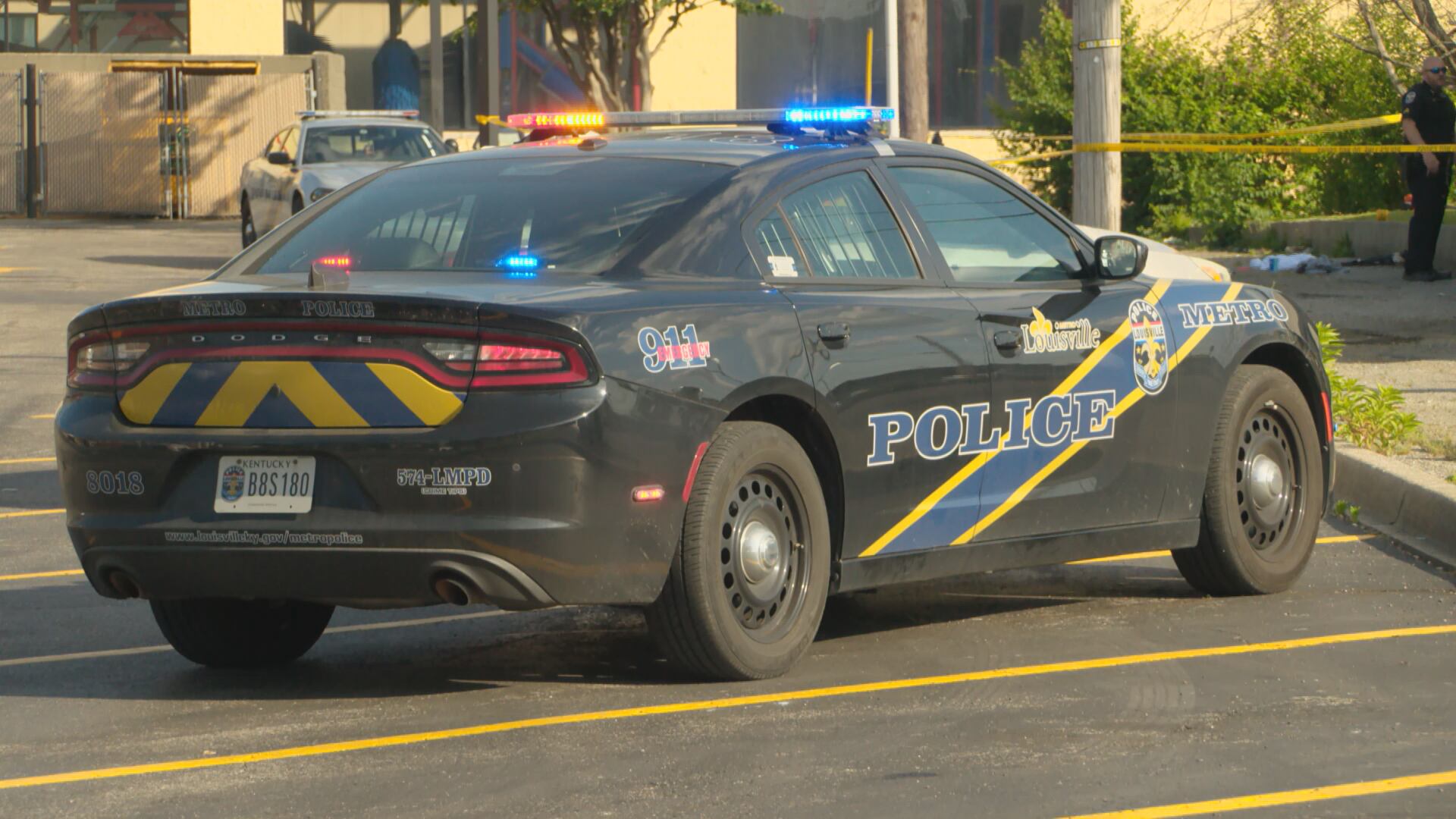 Man in hospital after shooting on Bardstown Road