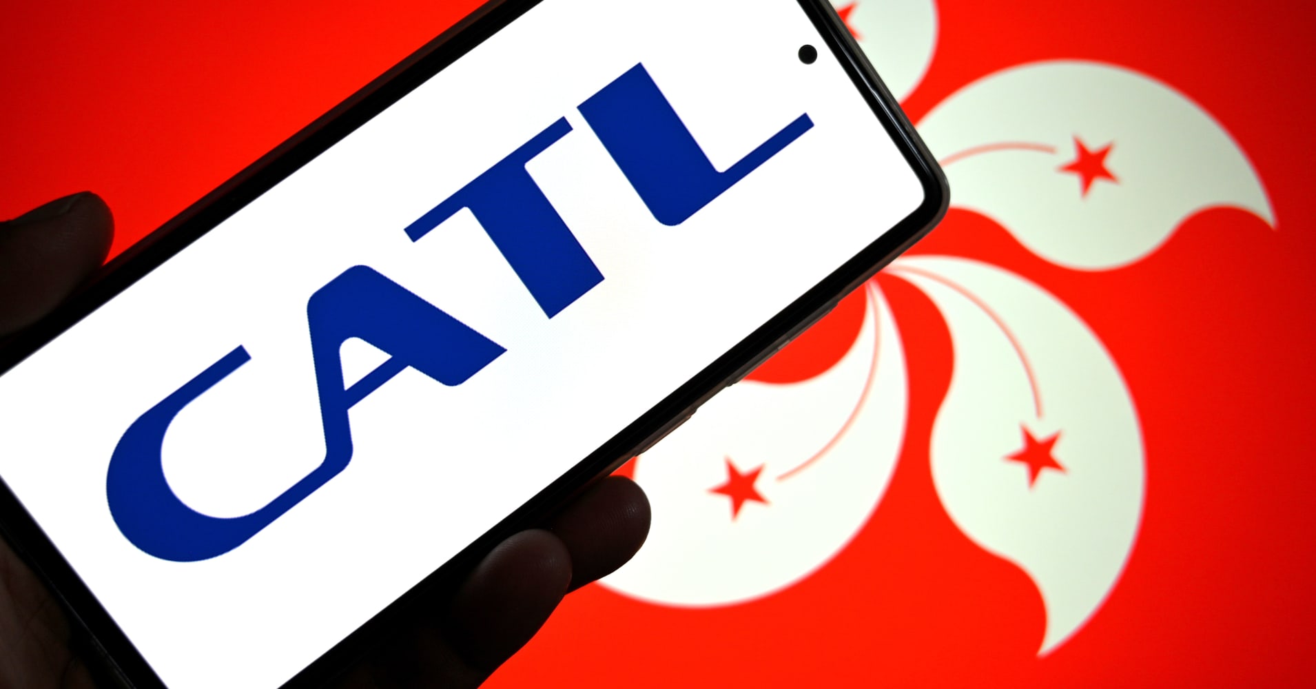 Shares in China's CATL jump over 11% in Hong Kong debut as battery maker rides electric-vehicle boom