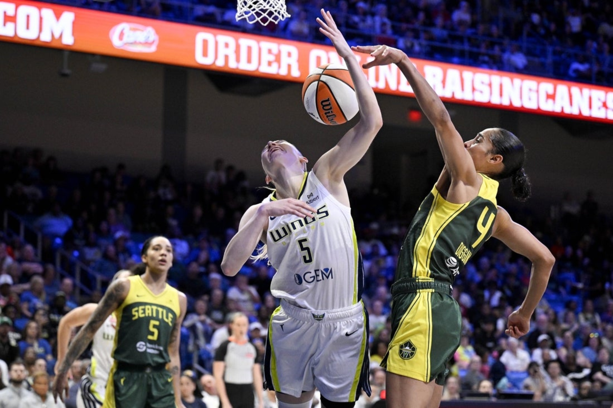Nneka Ogwumike shines as Storm holds off Wings