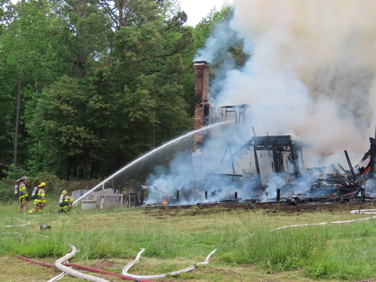 Adult, child seriously hurt in large fire that destroyed Chesterfield home