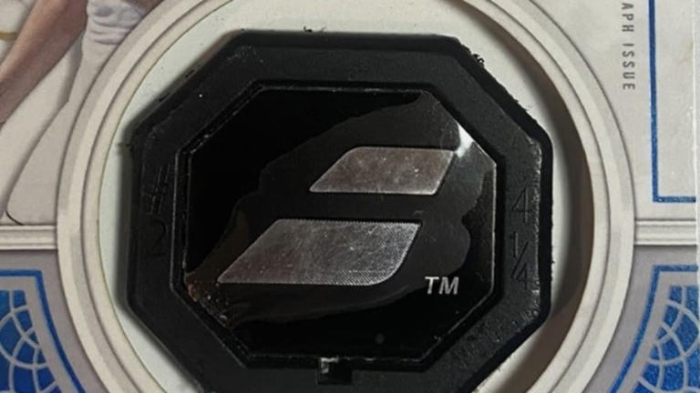 Carlos Alcaraz and Coco Gauff Headline 2024 Topps Royalty Tennis Racket ...