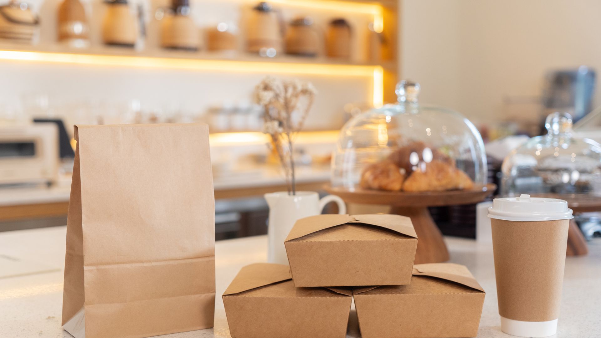 If You Cook or Bake for Friends, You Should Keep These Takeout Boxes on ...