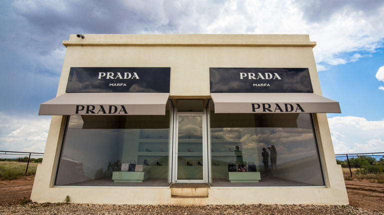 Texas' Secret Artsy Town Going Through A Major Revival Is A Cozy Little ...