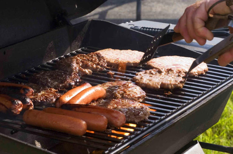 How to clean your grill—just in time for summer cookouts