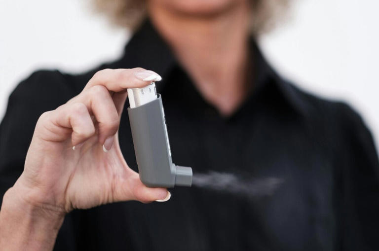 Virtual trial shows combo rescue inhaler nearly halves severe asthma ...