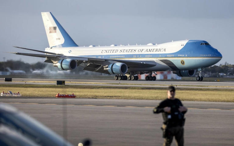 New US presidential planes delayed again until 2028