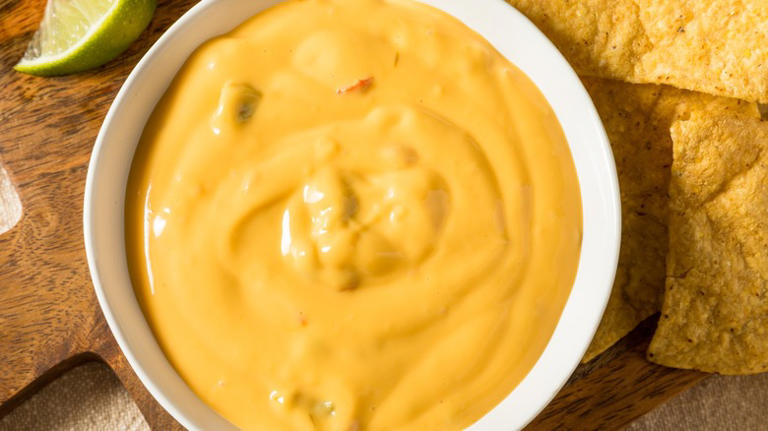 5 Absolute Best Condiments For Your Spam Sandwich