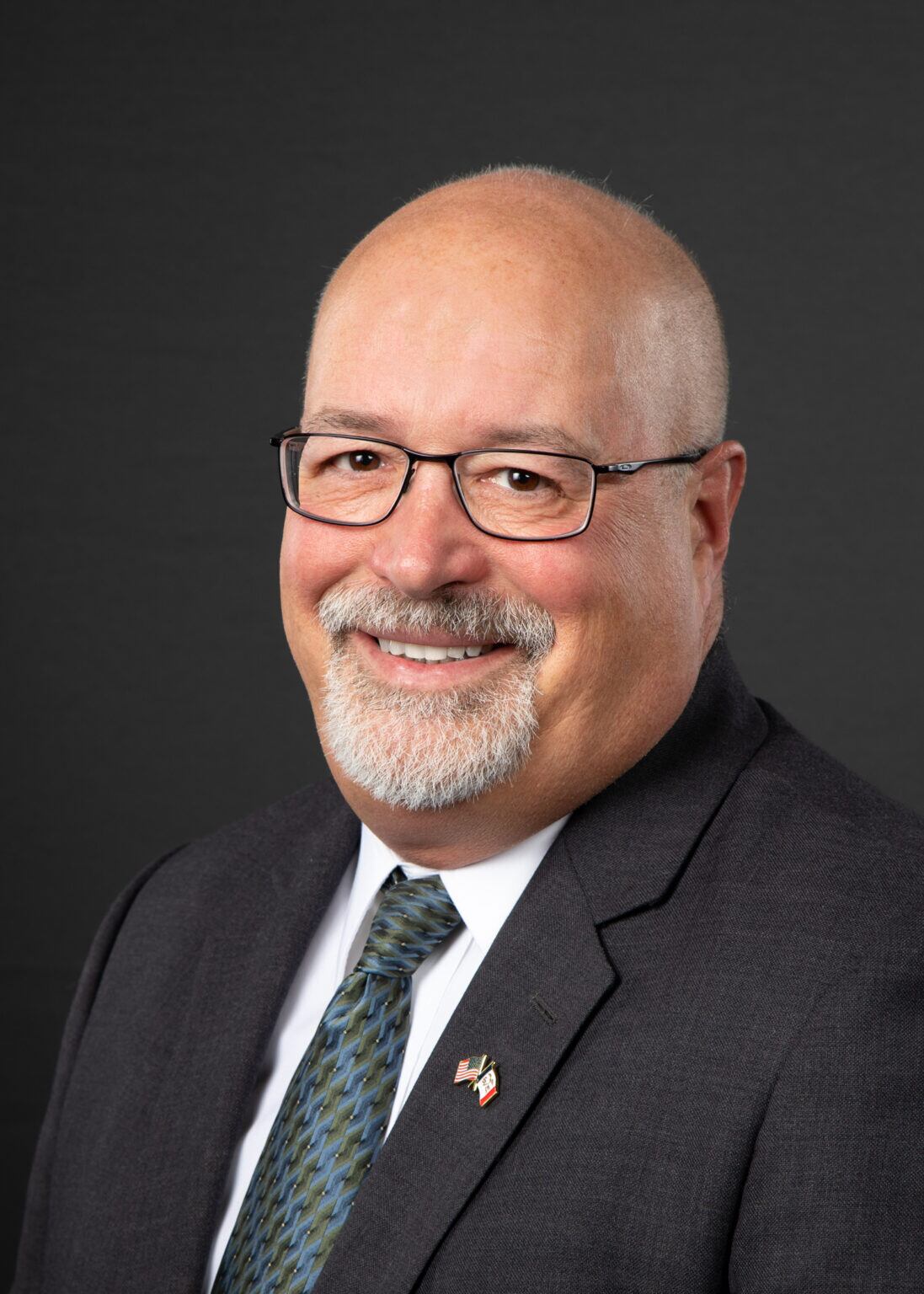 Why Iowa Republican wants Rep. Randy Feenstra’s job in 2027