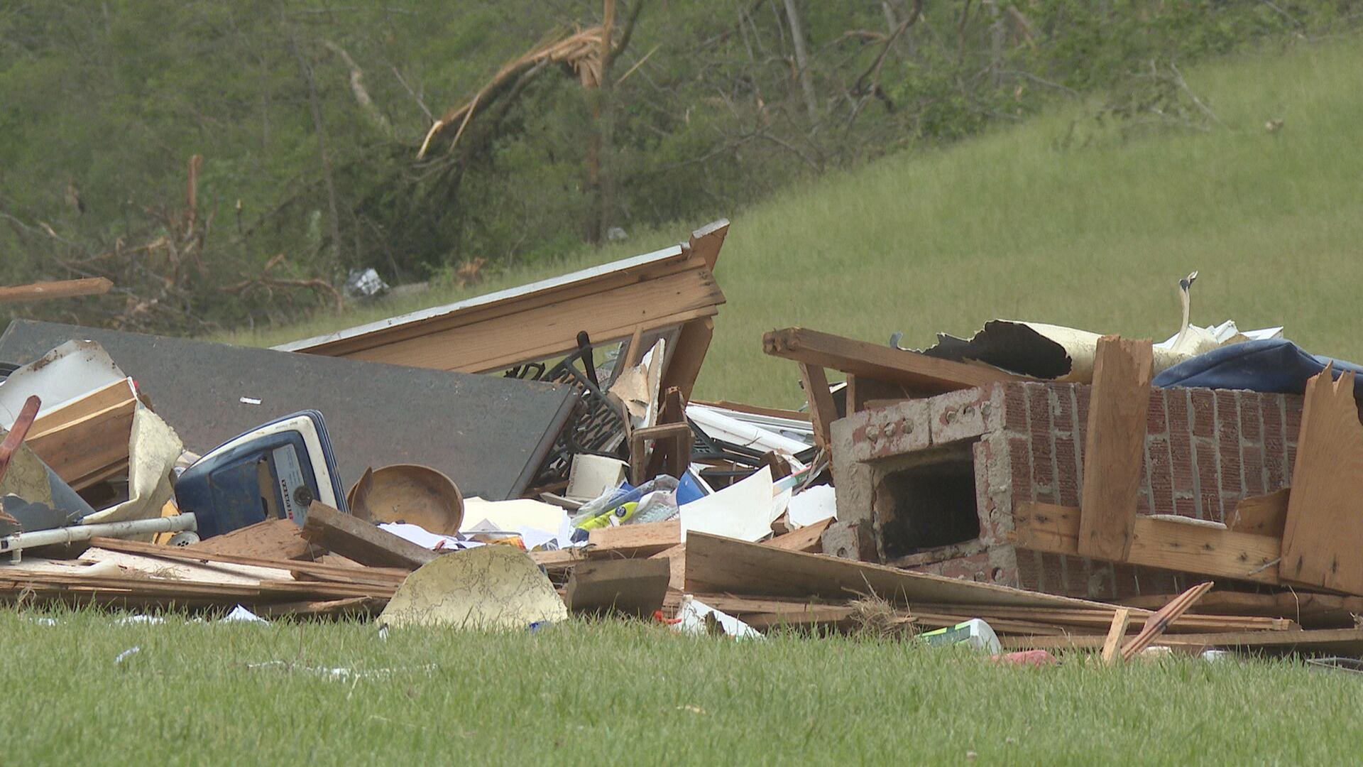 Somerset churches giving resources to tornado survivors