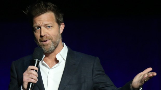 David Leitch Reveals How a Key Change on 'The Fall Guy' Helped Convince ...