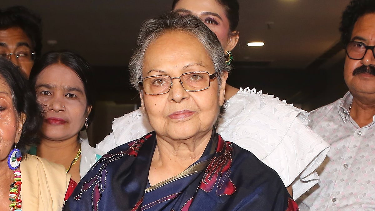 Glimpses from the star studded Amar Boss premiere