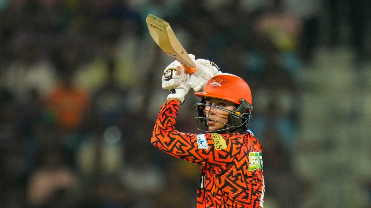 SRH used to Abhishek Sharma taking on early challenge: Coach Daniel Vettori