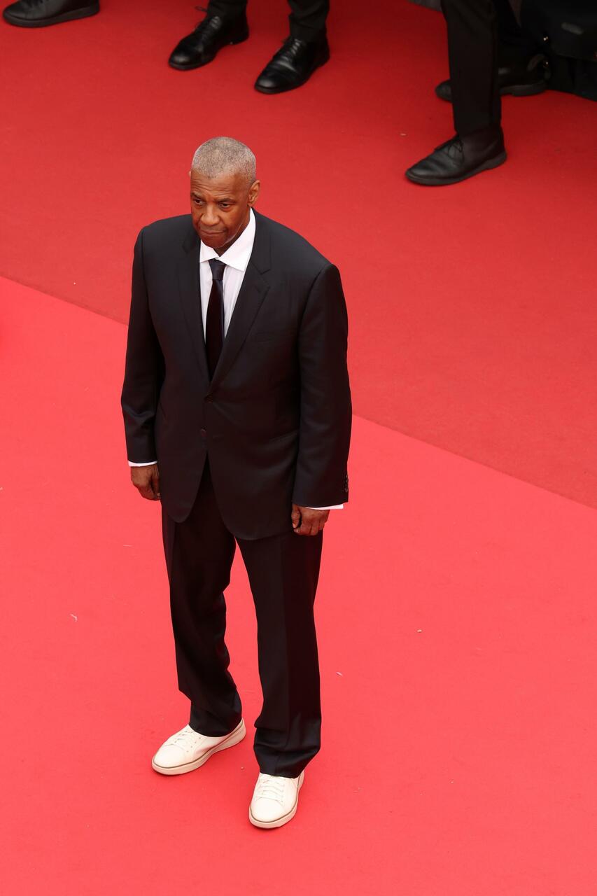 Festival di Cannes 2025, pagelle look: Rihanna fata turchina (7,5 ...