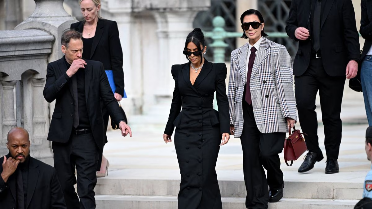 Kris Jenner’s Youthful Look at 69 Sparks Buzz: Expert Reveals Cosmetic ...