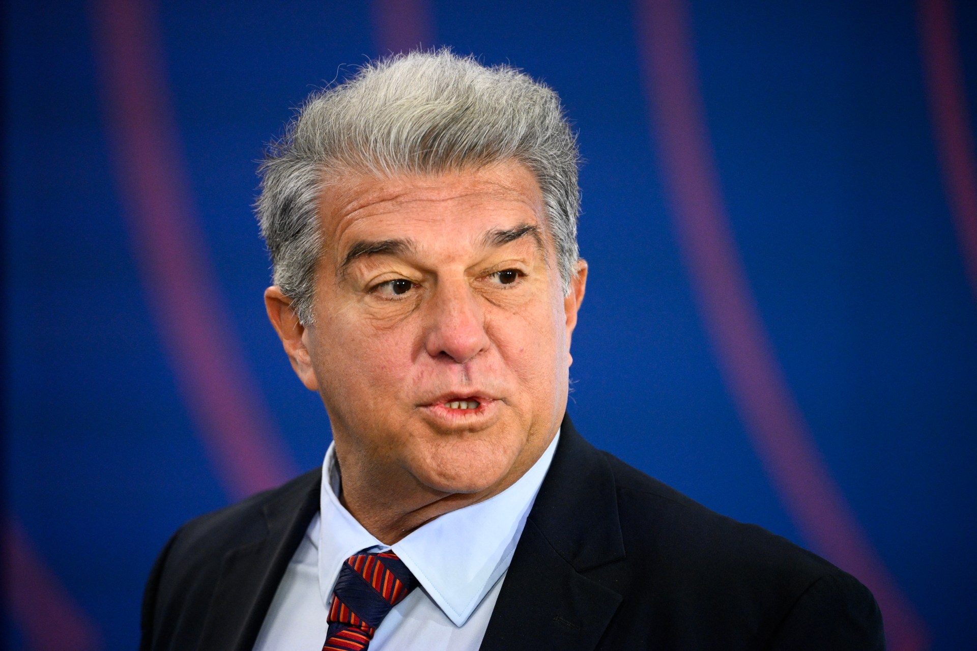 Barcelona pull out of race to sign Arsenal and Chelsea's 'dream ...