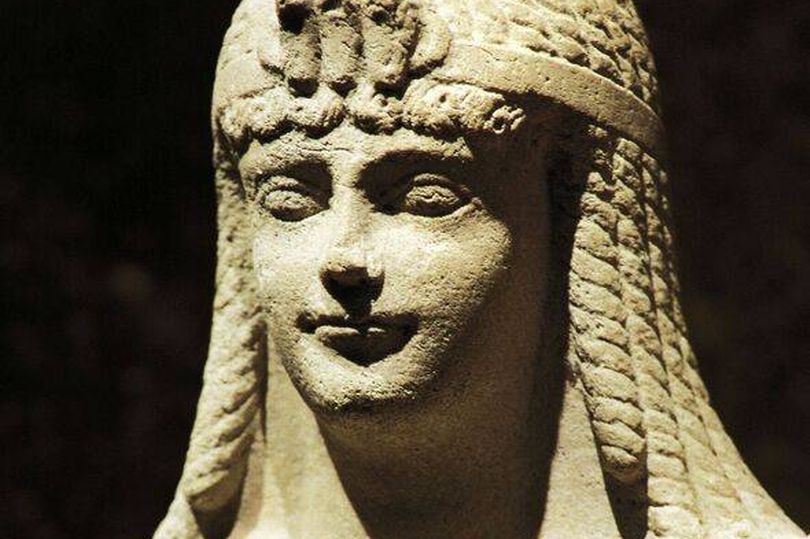 Cleopatra's tomb 'found' as archaeologists make 'significant discovery'