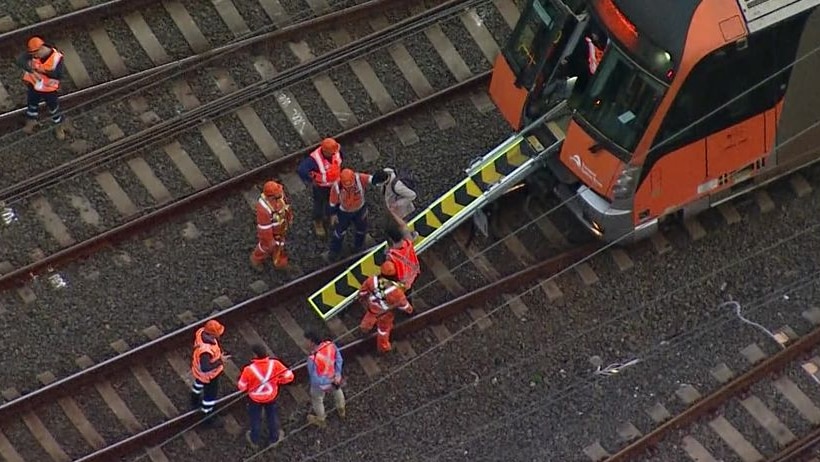 Sydney train outage causes network disruption after high-voltage cable ...