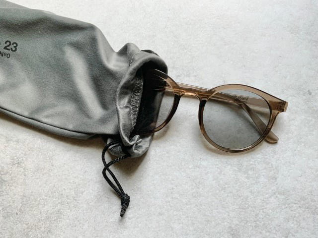 亀梨和也が手がける「Inside 23」のサングラスが『MonoMaster』の付録に登場！実際にかけてみた【付録レビュー】