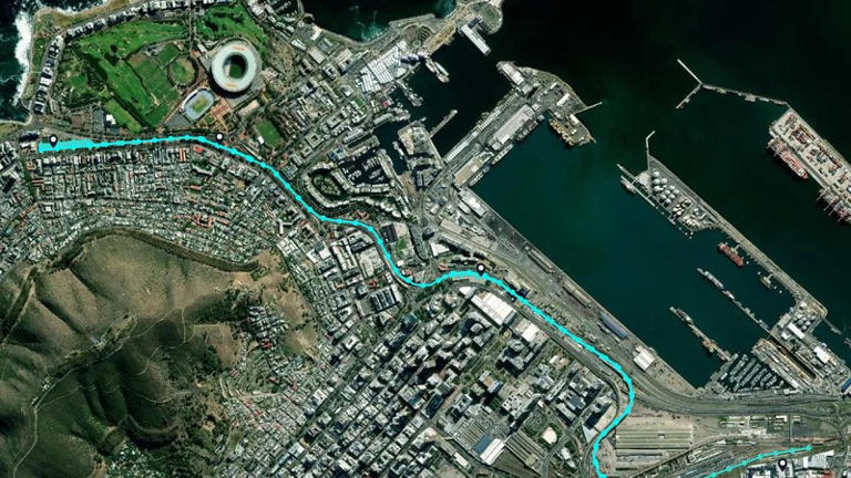 Cape Town's unfinished freeway: A new vision for an elevated train line