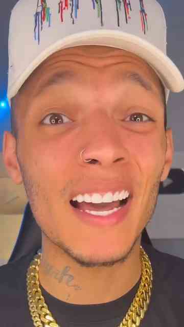 Rating different sour rolling candy from 1-10!!!