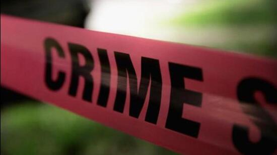 Late-night ping on dating app stings Mohali man: Robbed of ₹16k, phone ...