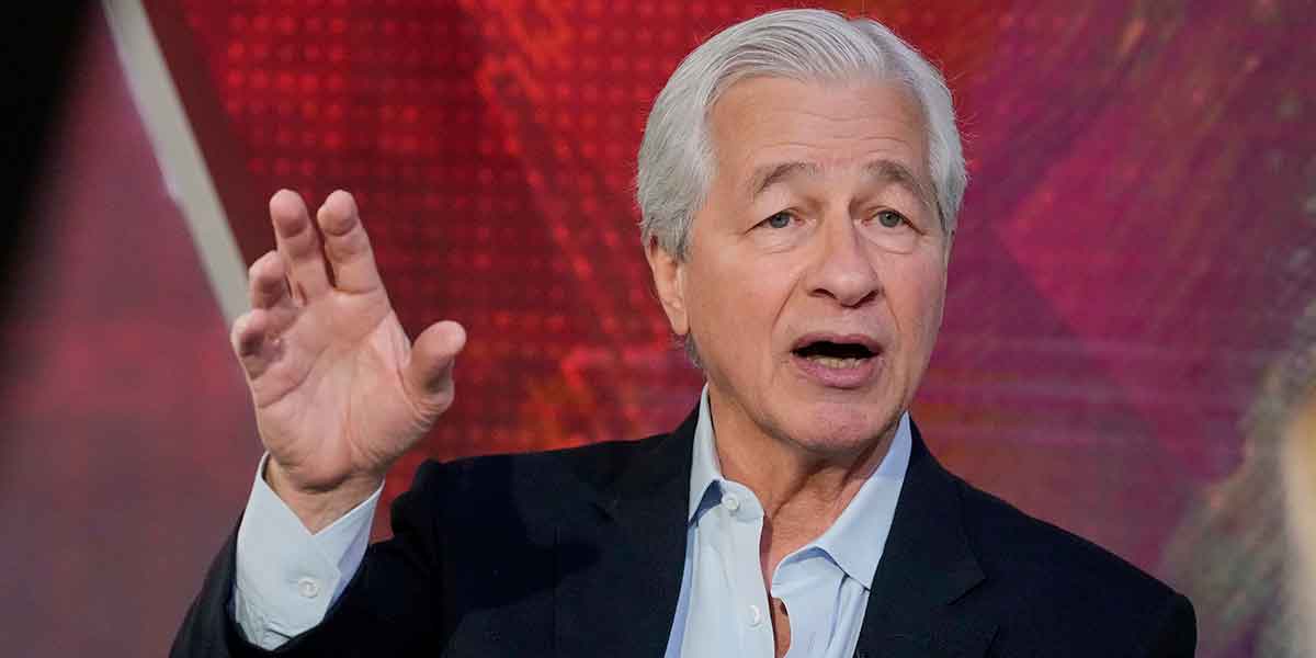 JPMorgans vd varnar för självbelåten börskrasch