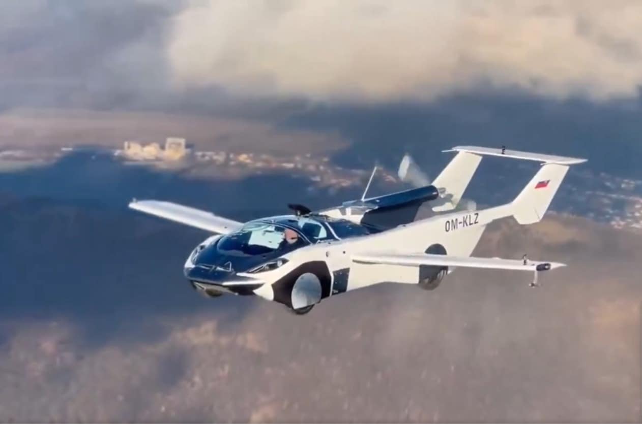 World's first flying car that switches to airplane mode in 90 sec, set ...