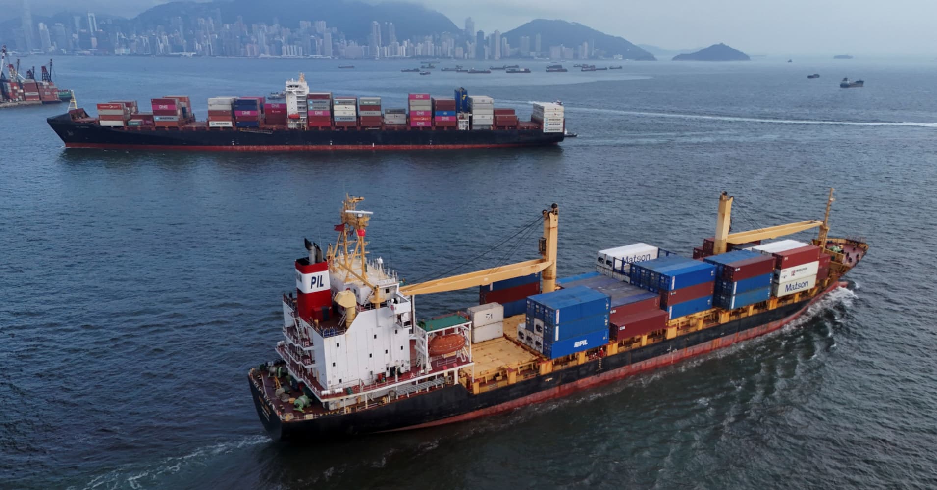 Chinese firms look for alternatives to the U.S. market as trade war ...