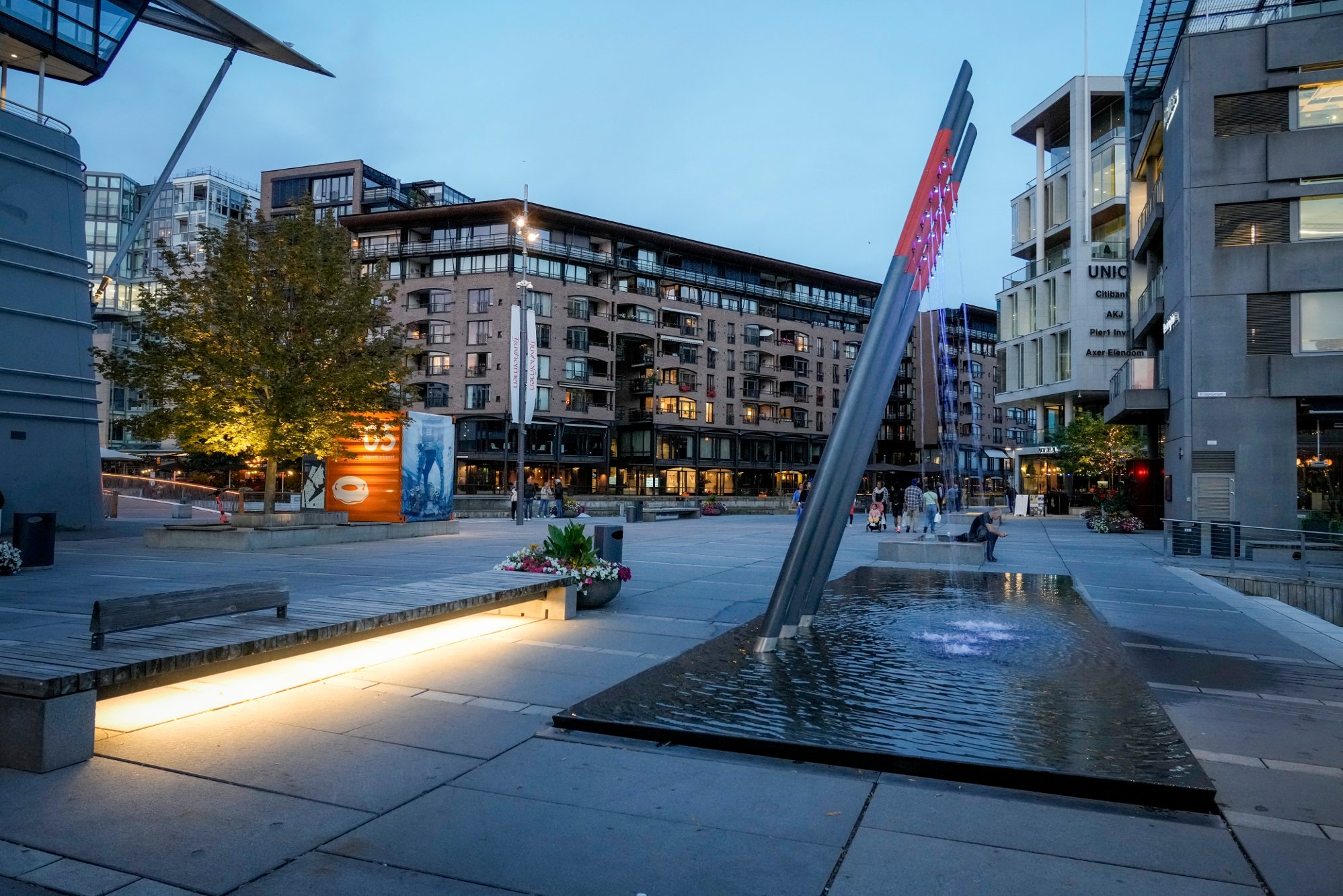 Tre gutter dømt for knivangrep på homofilt par på Tjuvholmen i fjor sommer